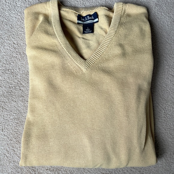 Jos. A. Bank | Sweaters | Jos A Bank Vneck Mens Sweater | Poshmark